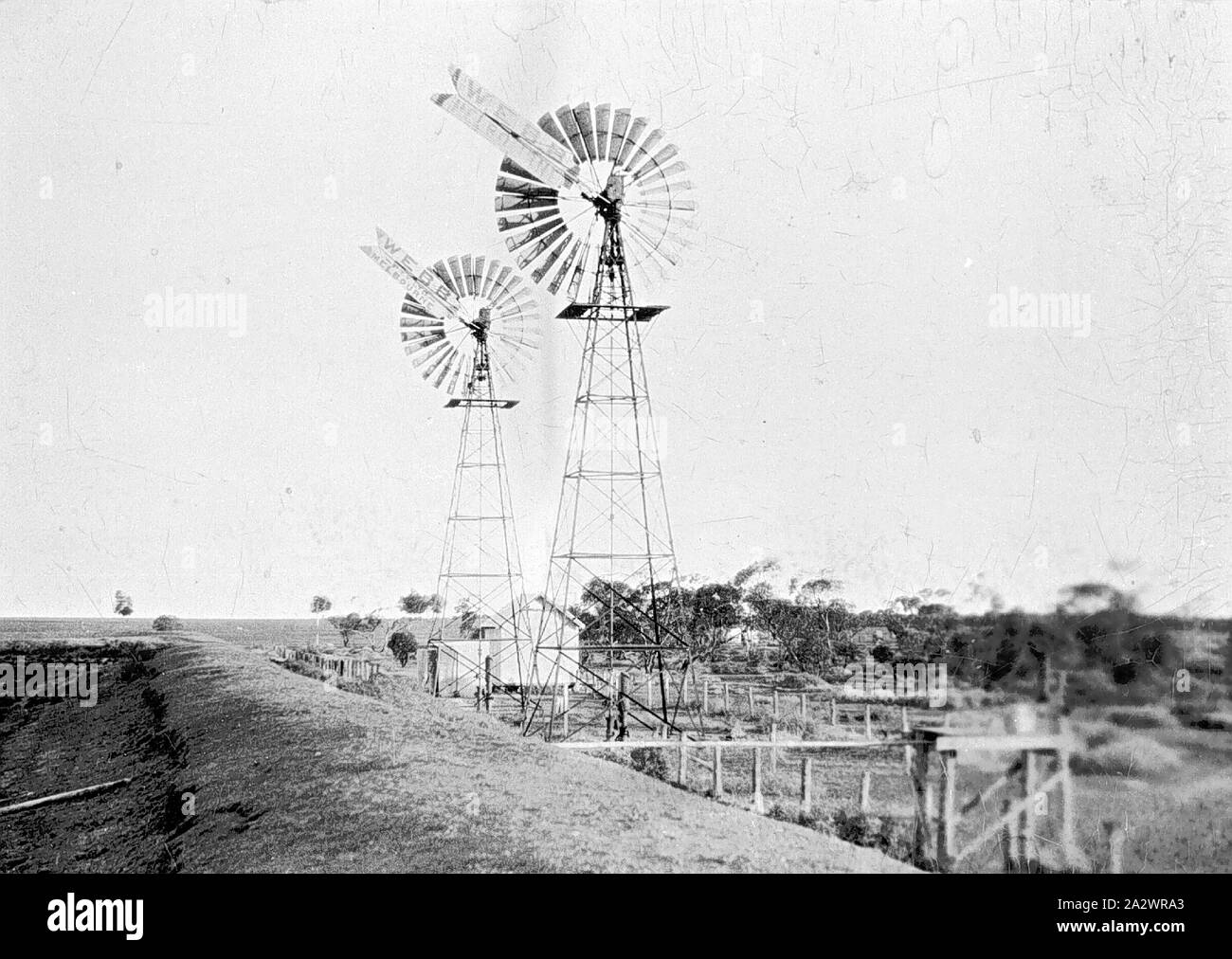 Two webb windmills hi-res stock photography and images - Alamy