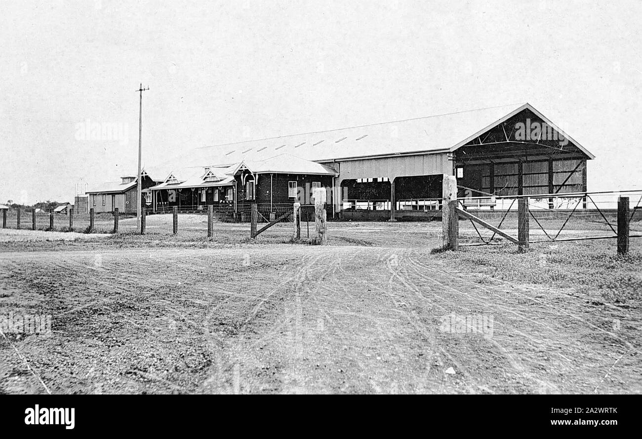 Cloncurry railway station hi-res stock photography and images - Alamy