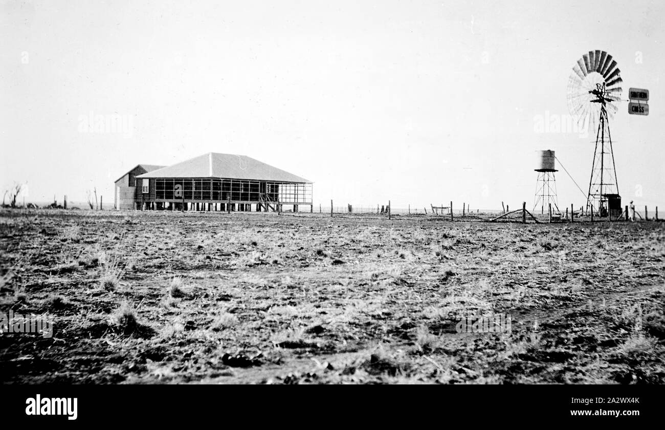 Negative - Minerva, Queensland, 1928, The farmhouse on 'Minerva' farm ...
