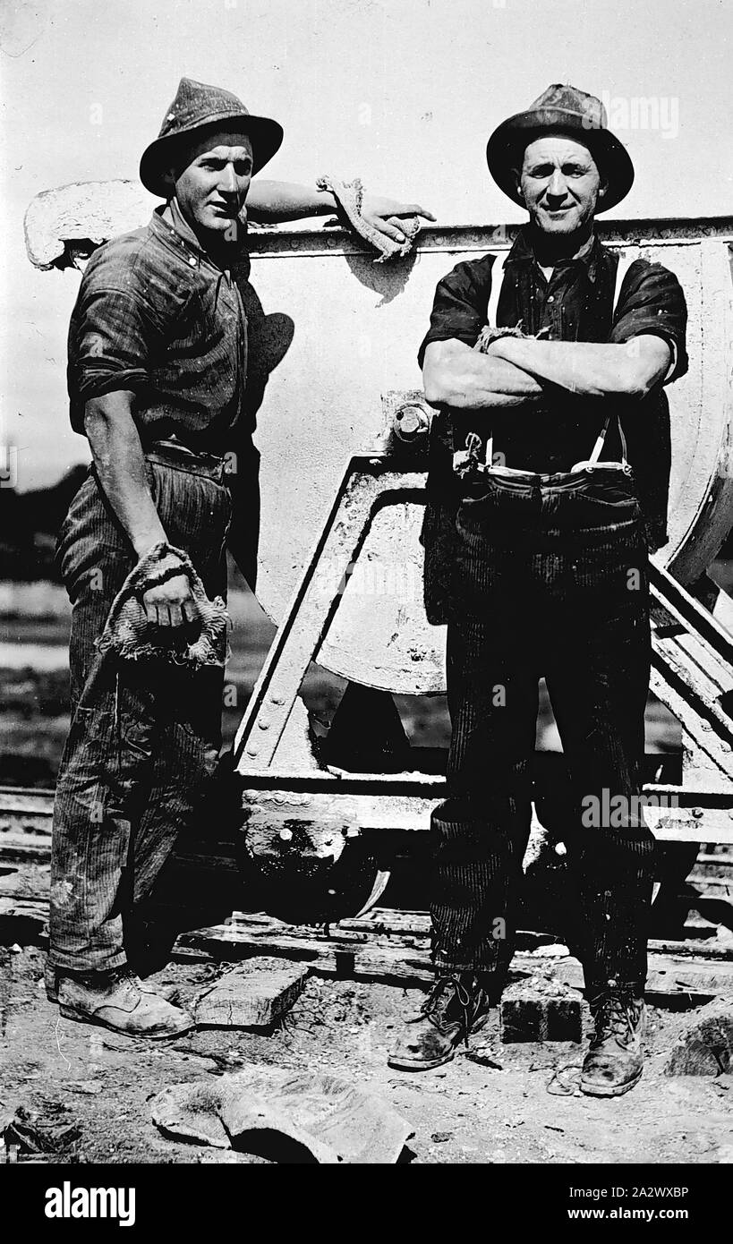 Skip on rails hi-res stock photography and images - Alamy