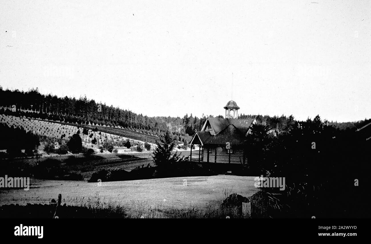 Creswick school hi-res stock photography and images - Alamy