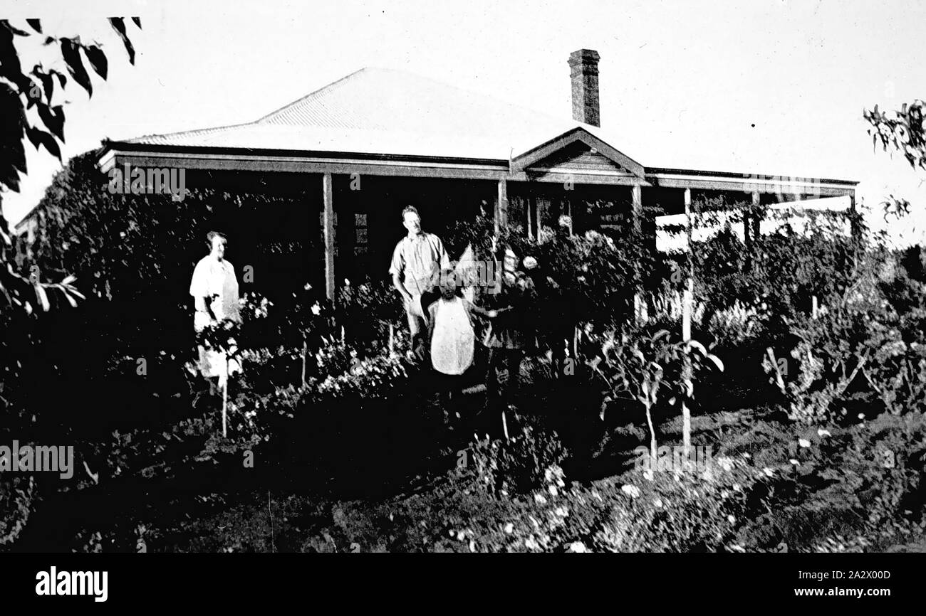 Mrs weir hi-res stock photography and images - Alamy