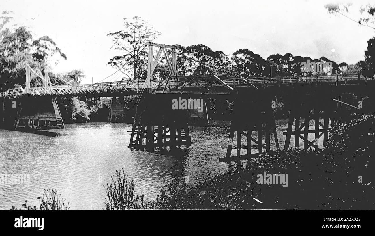 Old victoria bridge hi-res stock photography and images - Alamy