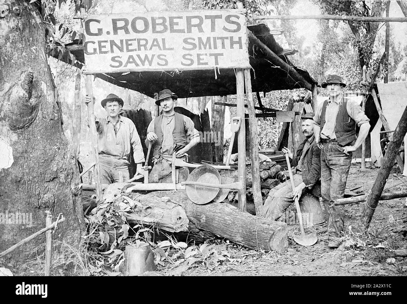 Negative - Mafeking (?), Victoria, circa 1900, A lean-to with a sign ...