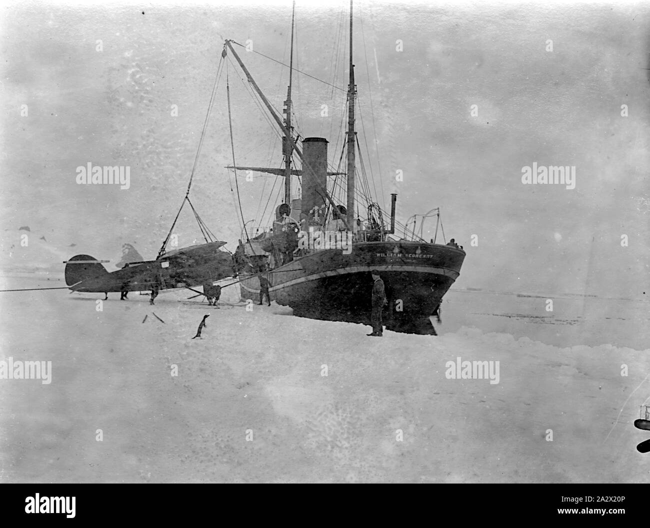 1928 ship hi-res stock photography and images - Alamy