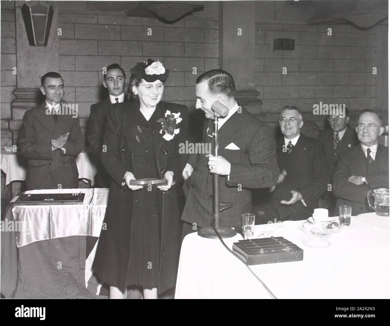 World war one woman wales hi-res stock photography and images - Alamy