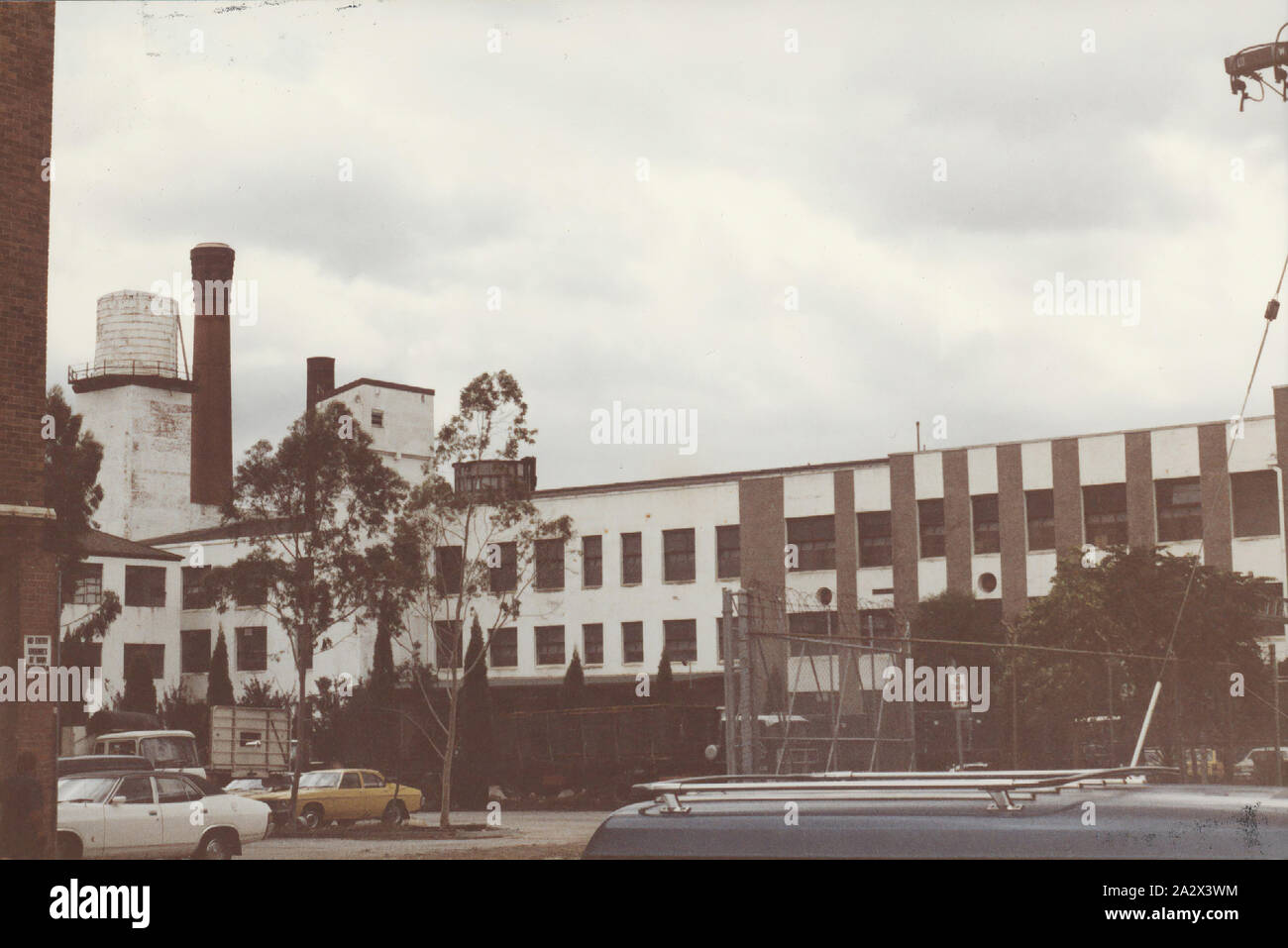 1980s buildings hi-res stock photography and images - Alamy