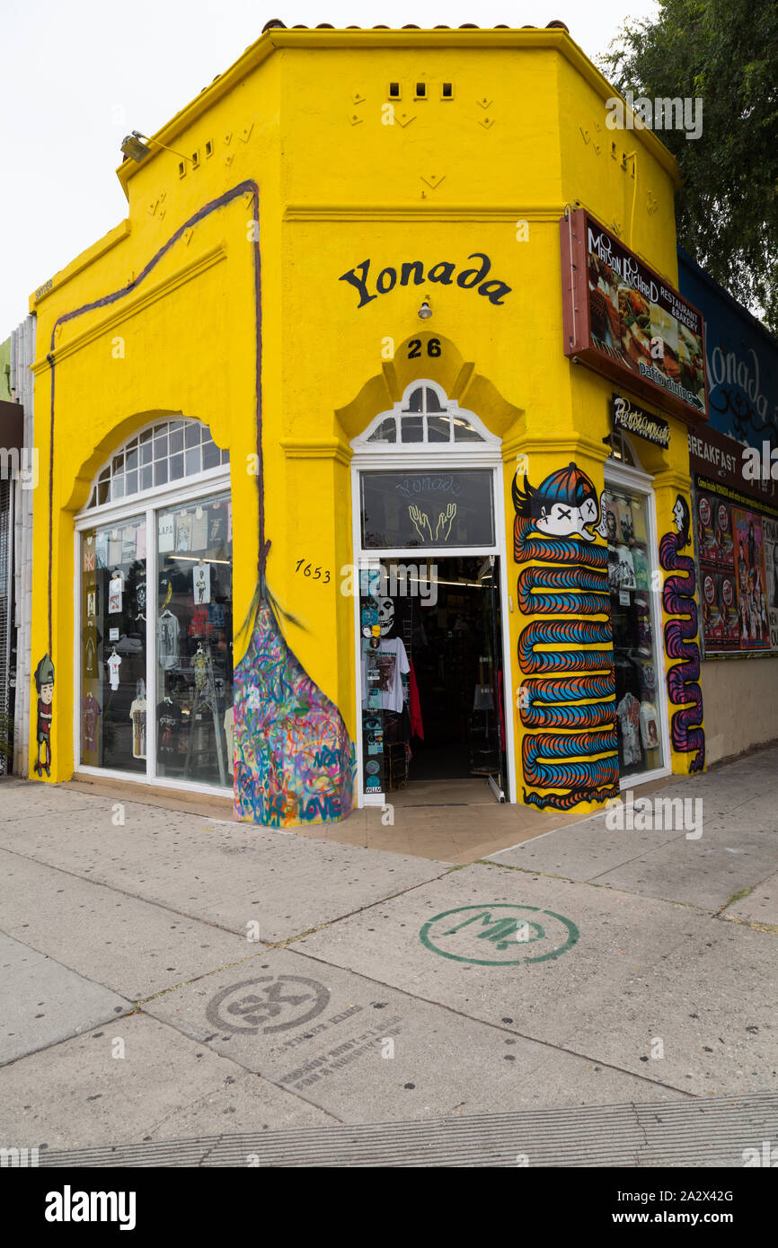 Retail establishment Yonanda in Los Angeles, California Stock Photo - Alamy