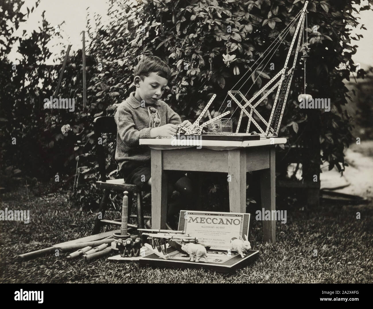 Maurice crow hi-res stock photography and images - Alamy