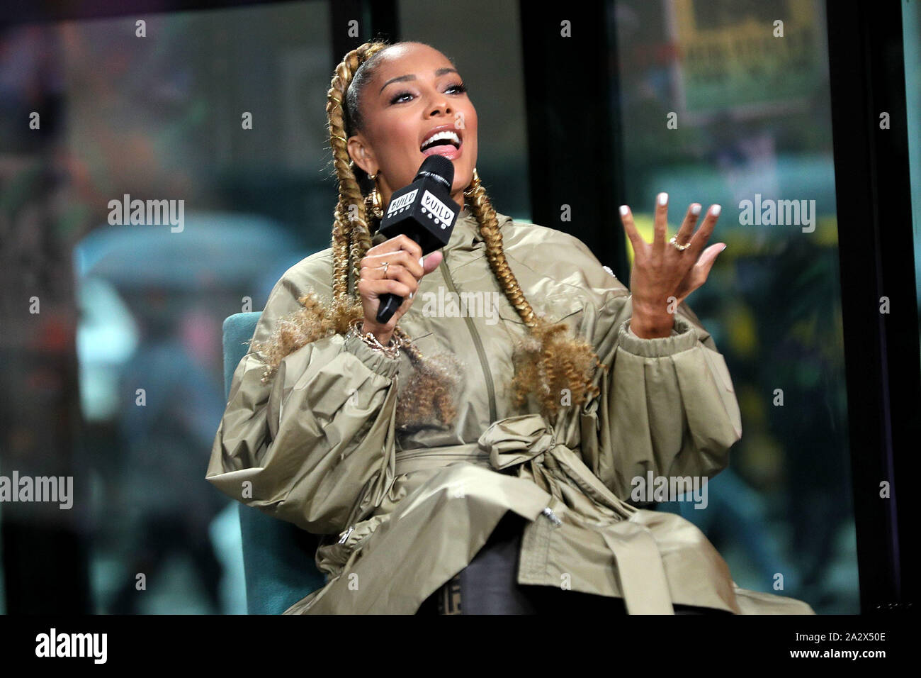 Amanda seales book hi-res stock photography and images - Alamy
