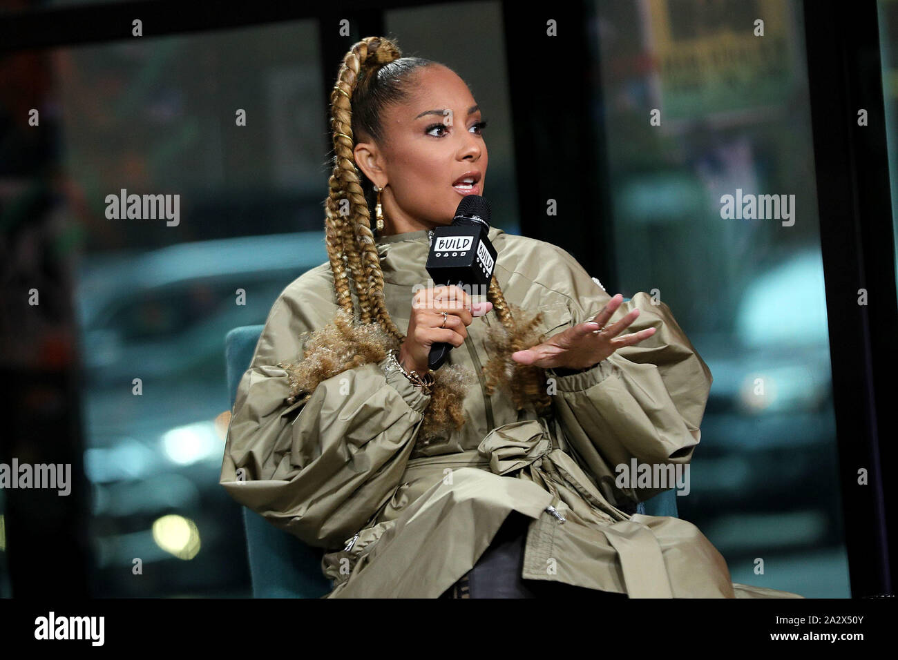 Amanda seales book hi-res stock photography and images - Alamy