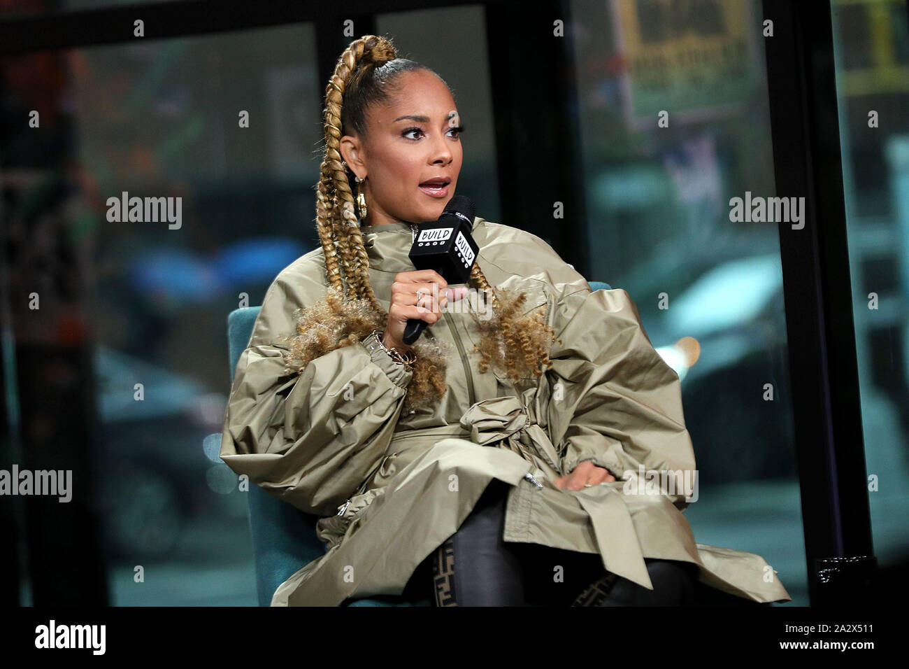 Amanda seales book hi-res stock photography and images - Alamy