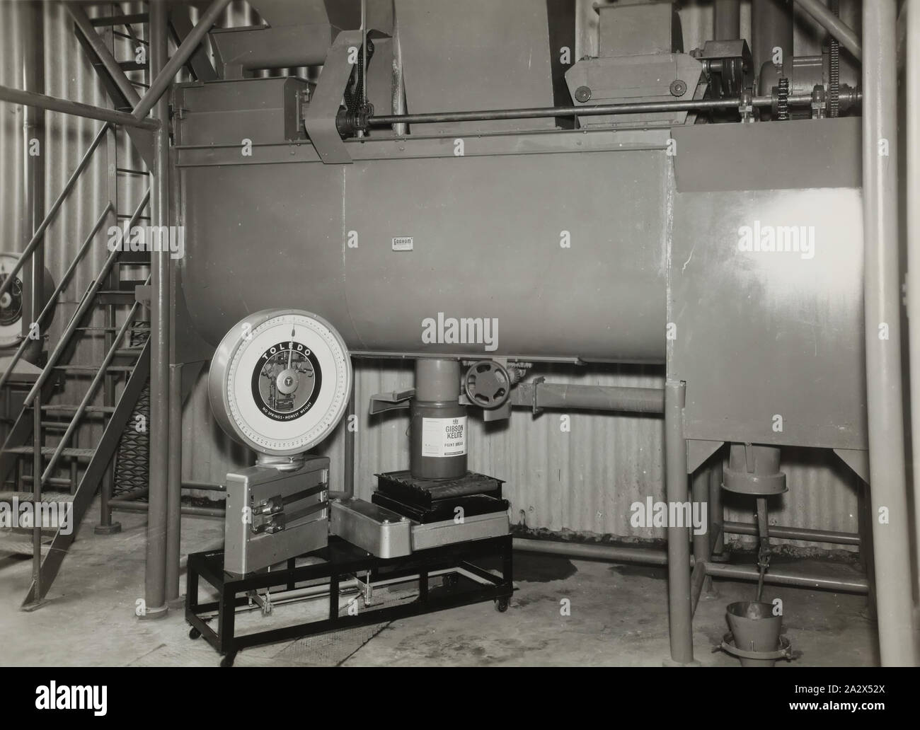 1930s interior hi-res stock photography and images - Alamy
