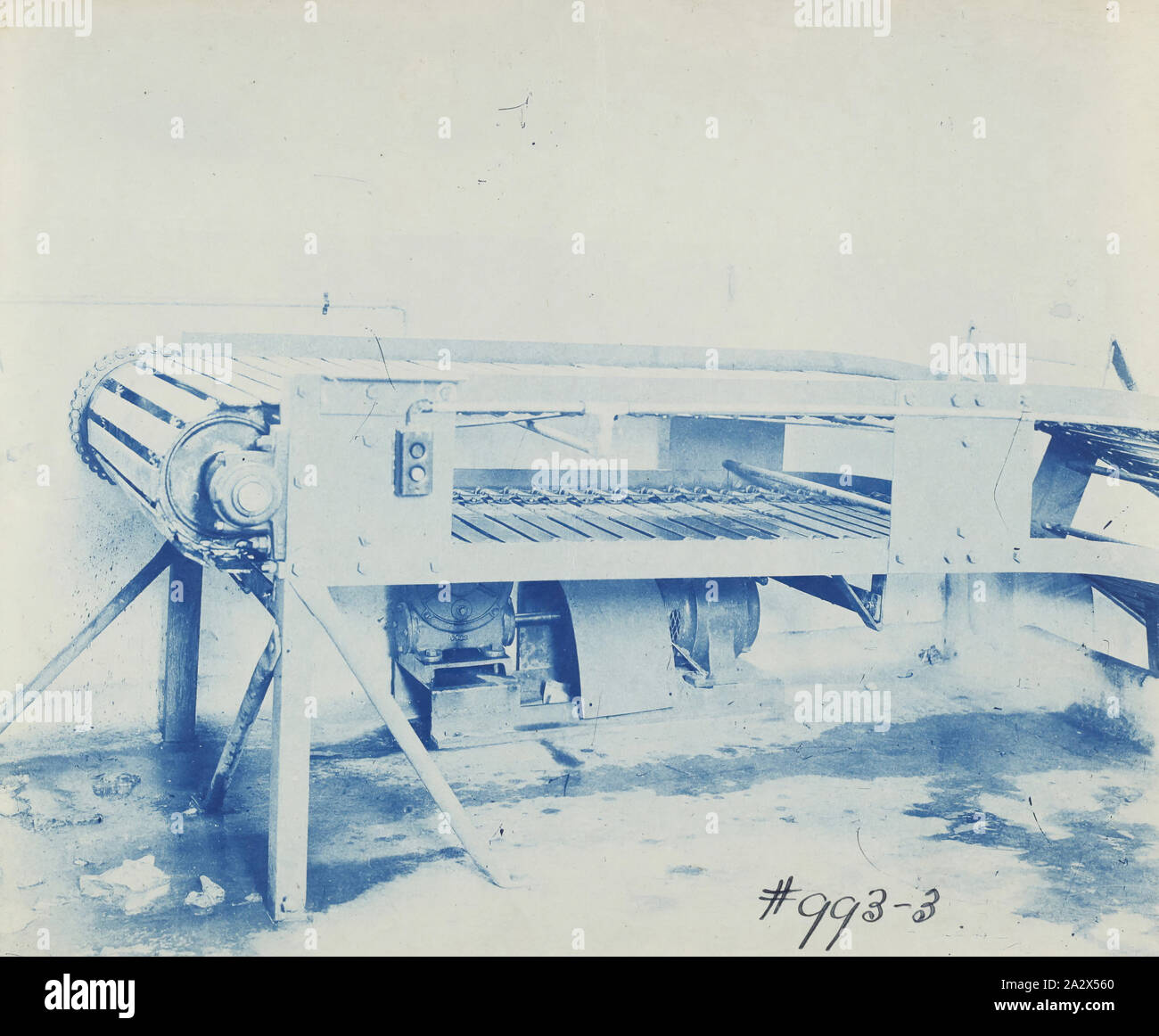 Ice elevating conveyor hi-res stock photography and images - Alamy