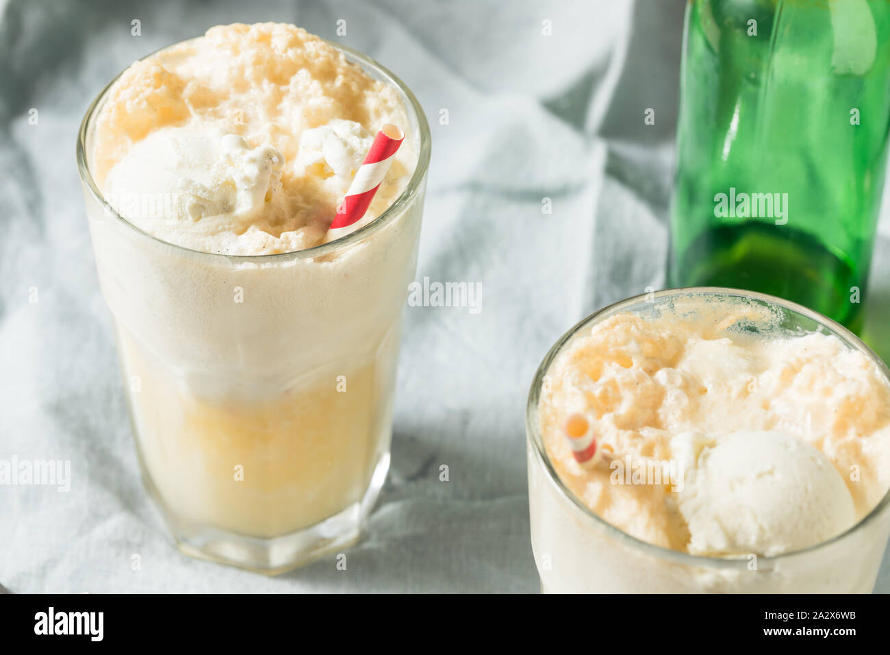 Homemade Ginger Beer Boston Cooler with Ice Cream Stock Photo - Alamy