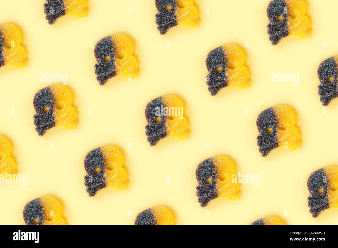 Edible sugar skull hi-res stock photography and images - Alamy