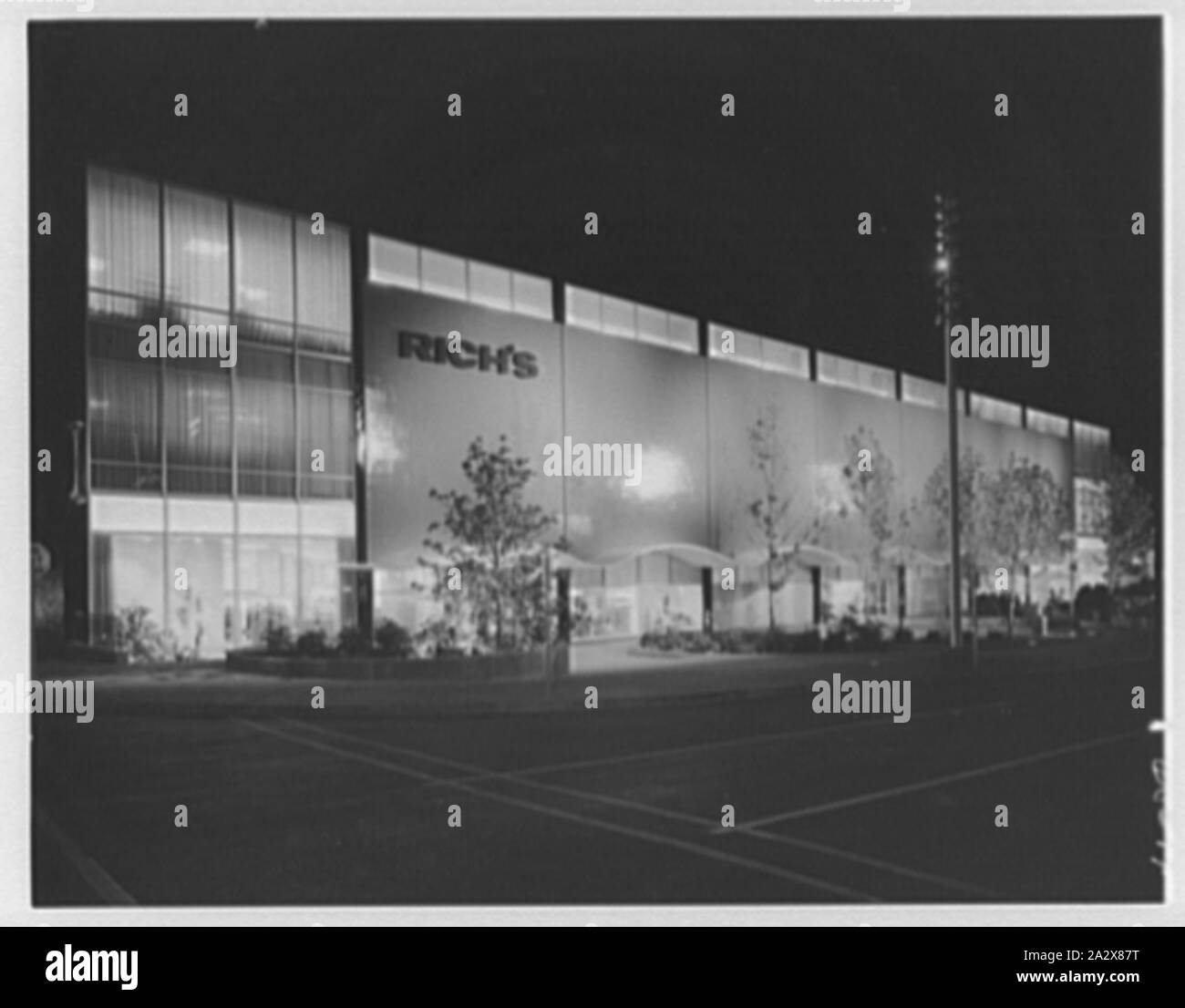 Rich's department store, business in Knoxville, Tennessee Stock Photo ...