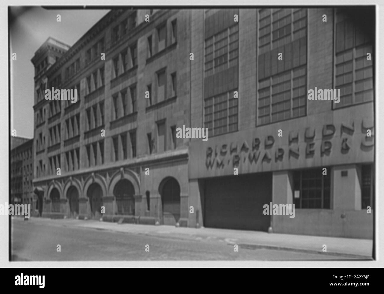 Hudnut hi-res stock photography and images - Alamy