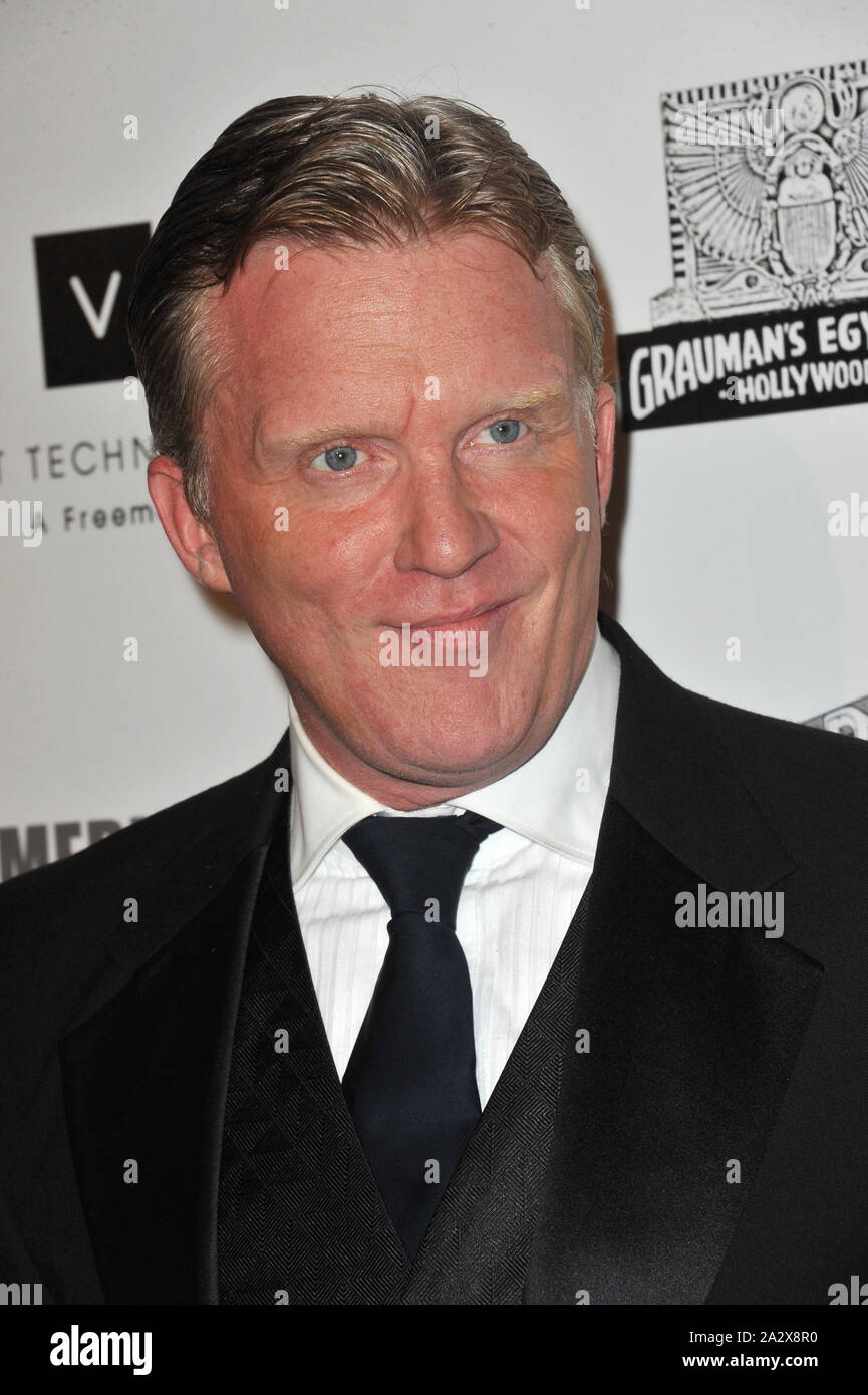 Robert hall suit hi-res stock photography and images - Alamy