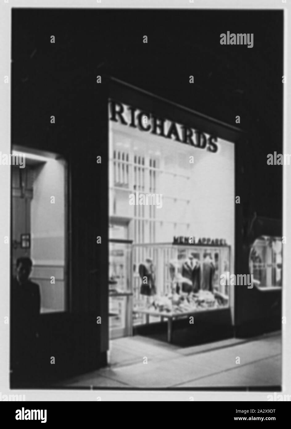 Richards, business at 392 6th Ave., New York City Stock Photo - Alamy