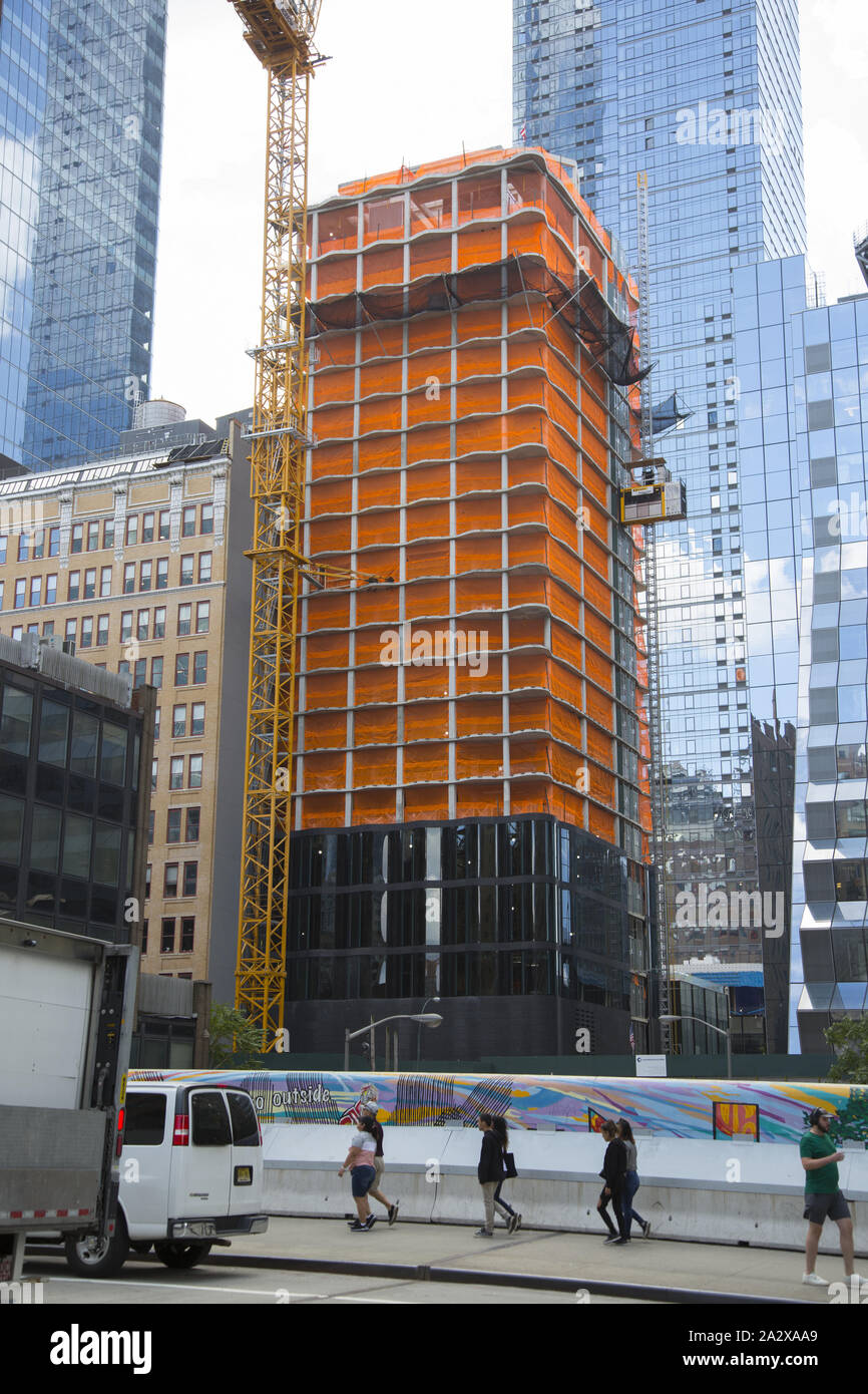 The building boom continues in Manhattan wherever there is an empty ... The building boom continues in Manhattan wherever there is an empty ...