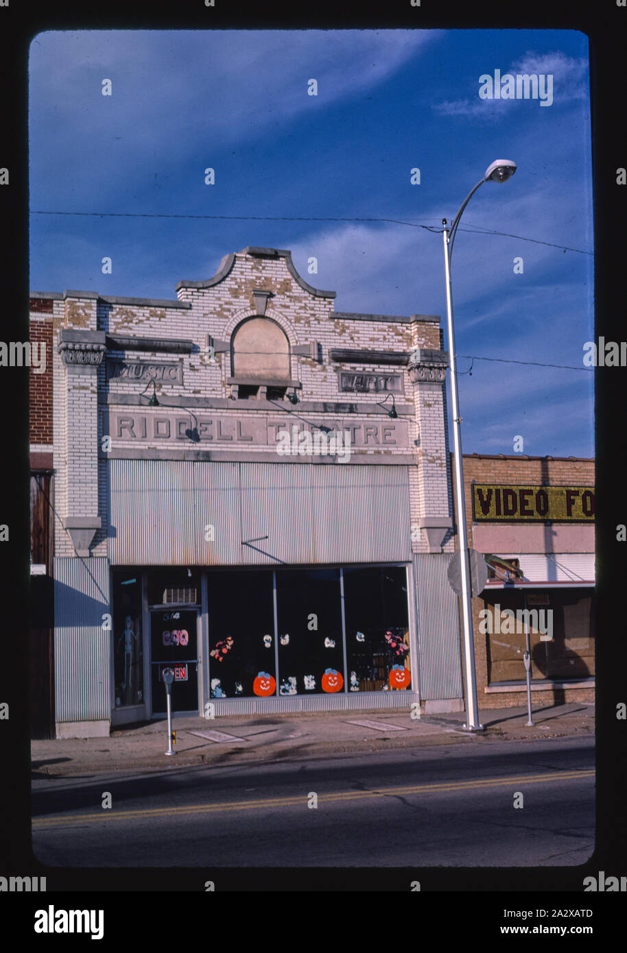 Riddell Theater, Main Street, Clarksville, Arkansas Stock Photo - Alamy Riddell Theater, Main Street, Clarksville, Arkansas Stock Photo - Alamy
