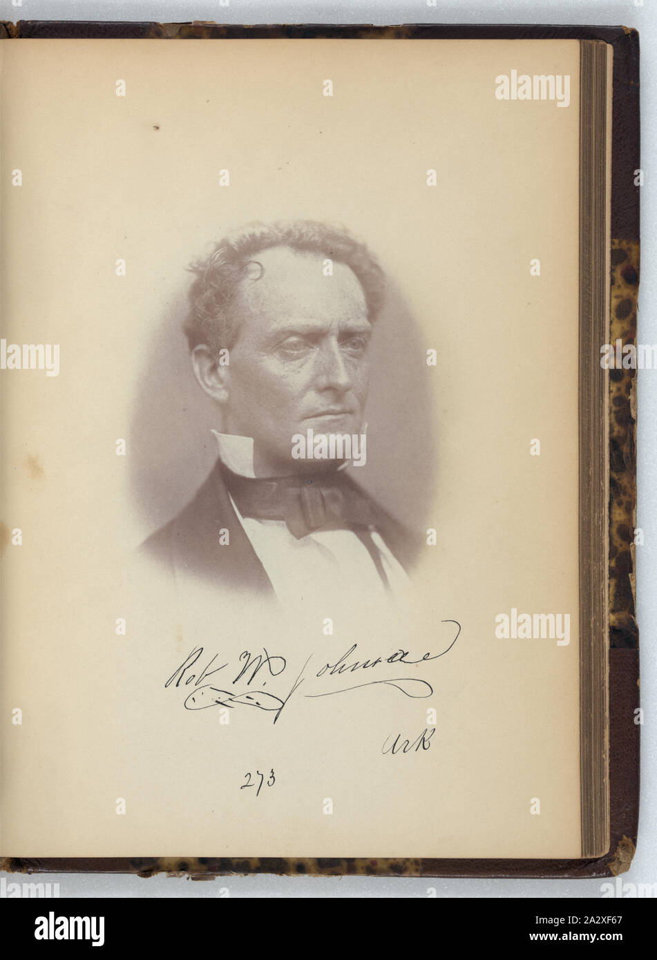 Robert w johnson hi-res stock photography and images - Alamy
