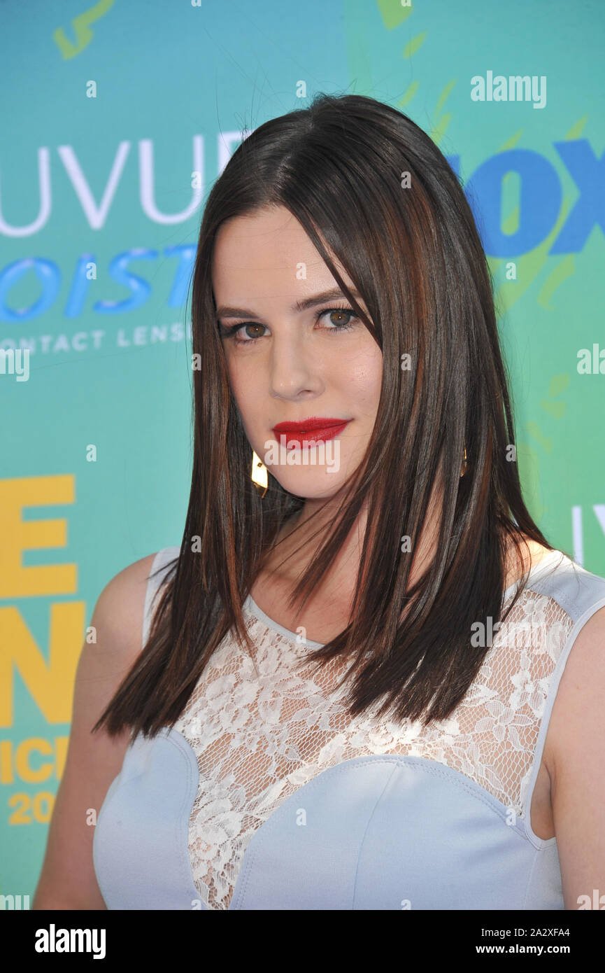 LOS ANGELES, CA. August 07, 2011: Chelsea Hobbs at the 2011 Teen Choice ...