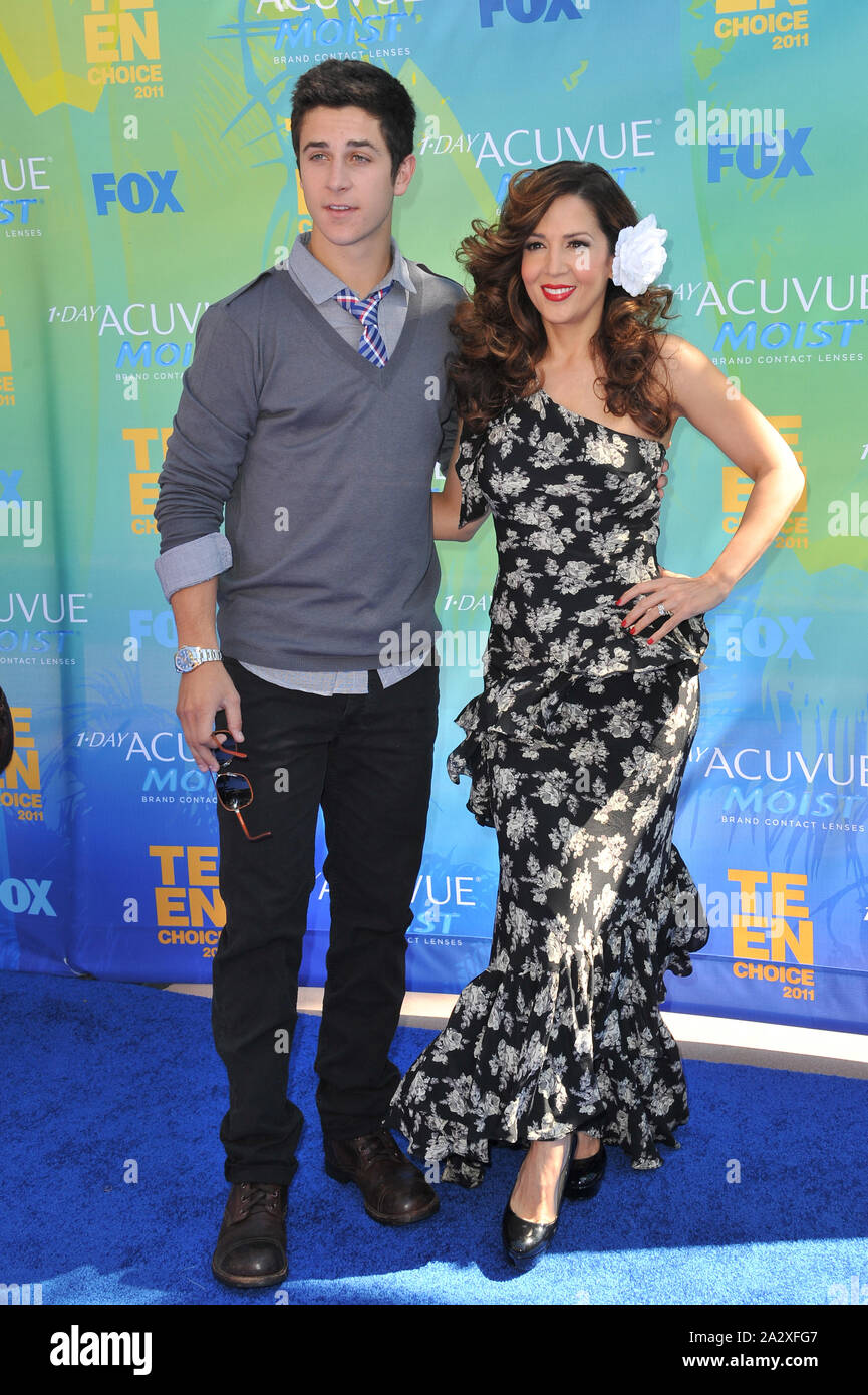 Maria Canals Barrera David Henrie High Resolution Stock Photography and ...