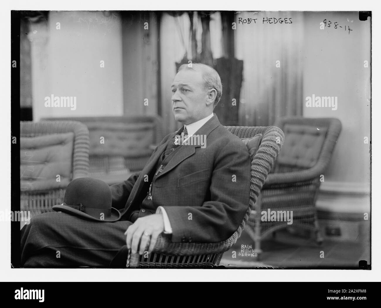 Hedges historical hi-res stock photography and images - Alamy