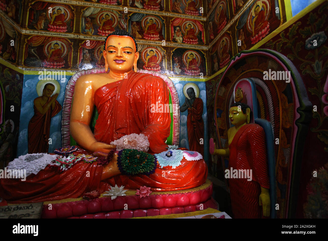 Historic Buddha Statue In Sri Lanka Stock Photo - Alamy
