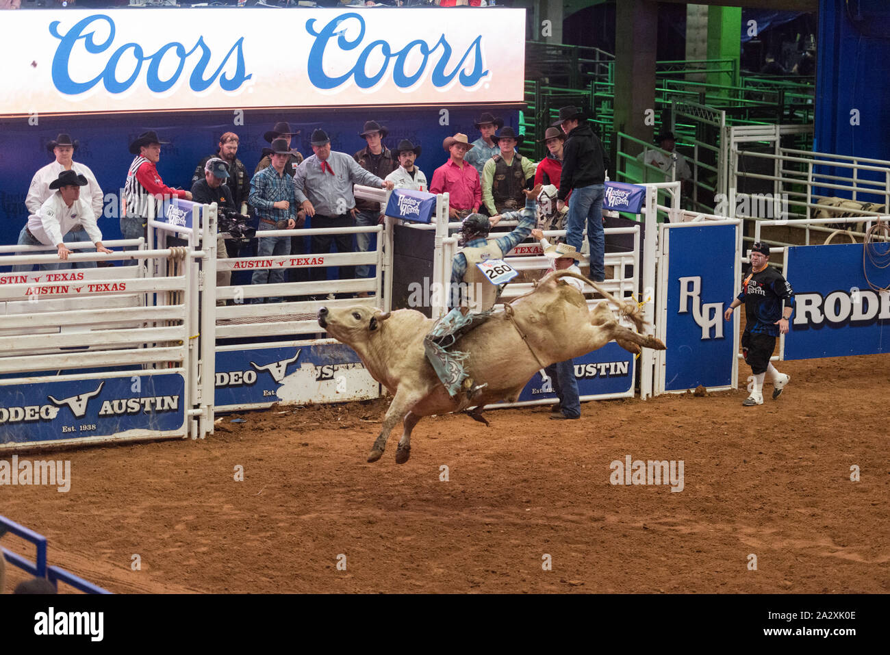 Rodeo competition bull riders hi-res stock photography and images - Alamy