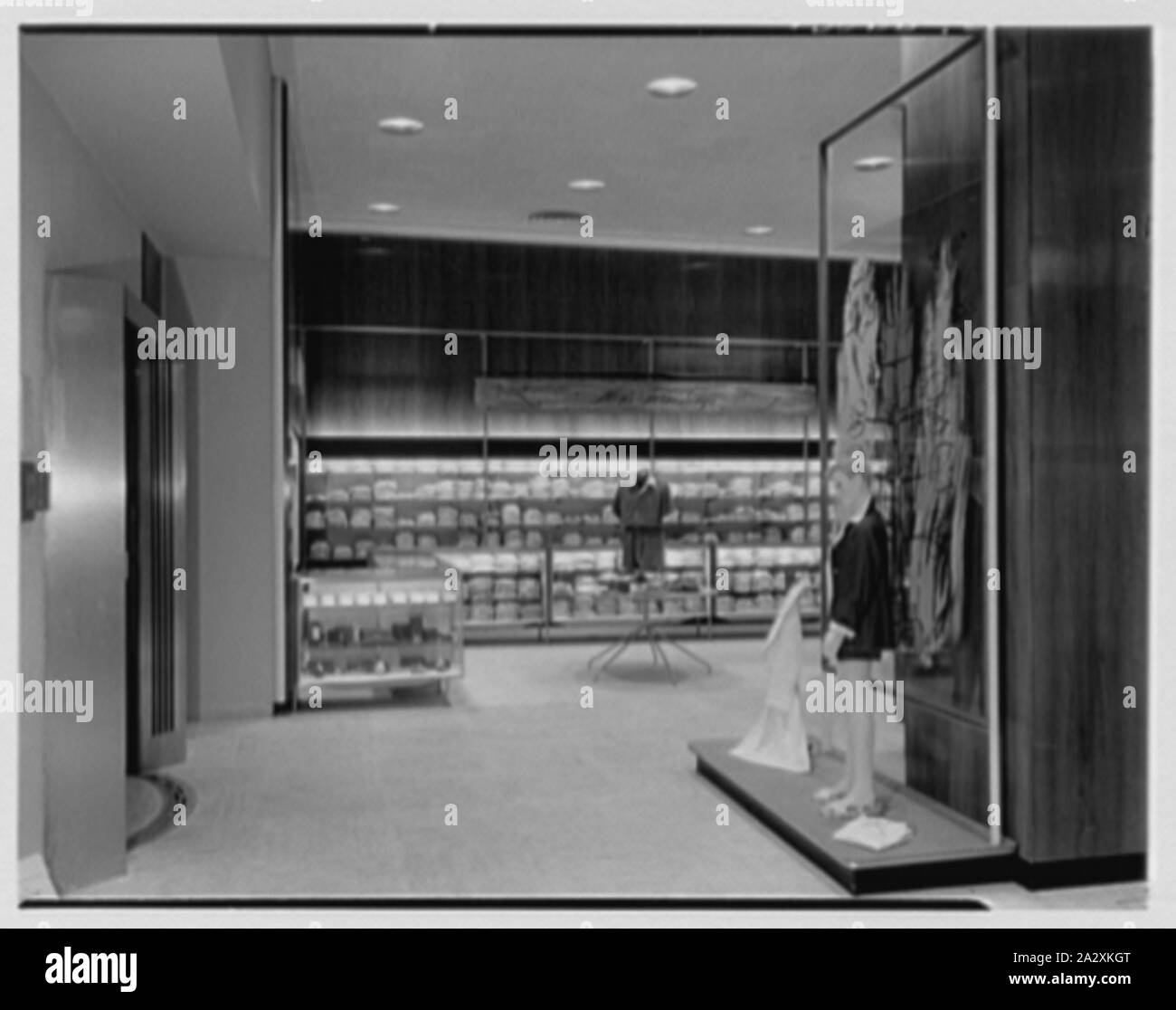 Rogers, Peet & Co., business at 600 5th Ave., New York Stock Photo - Alamy