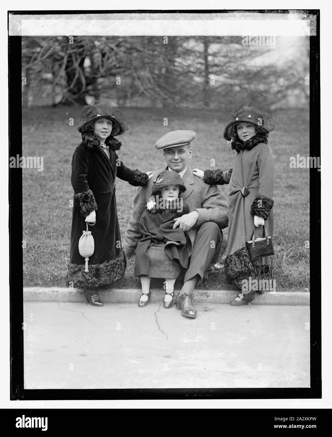 Midgets Cut Out Stock Images & Pictures - Alamy