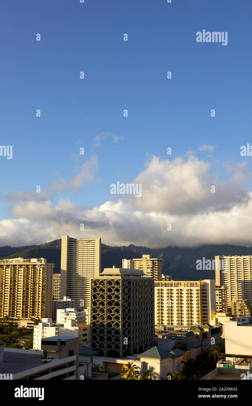 The city buildings bask in the early morning sun Stock Photo - Alamy