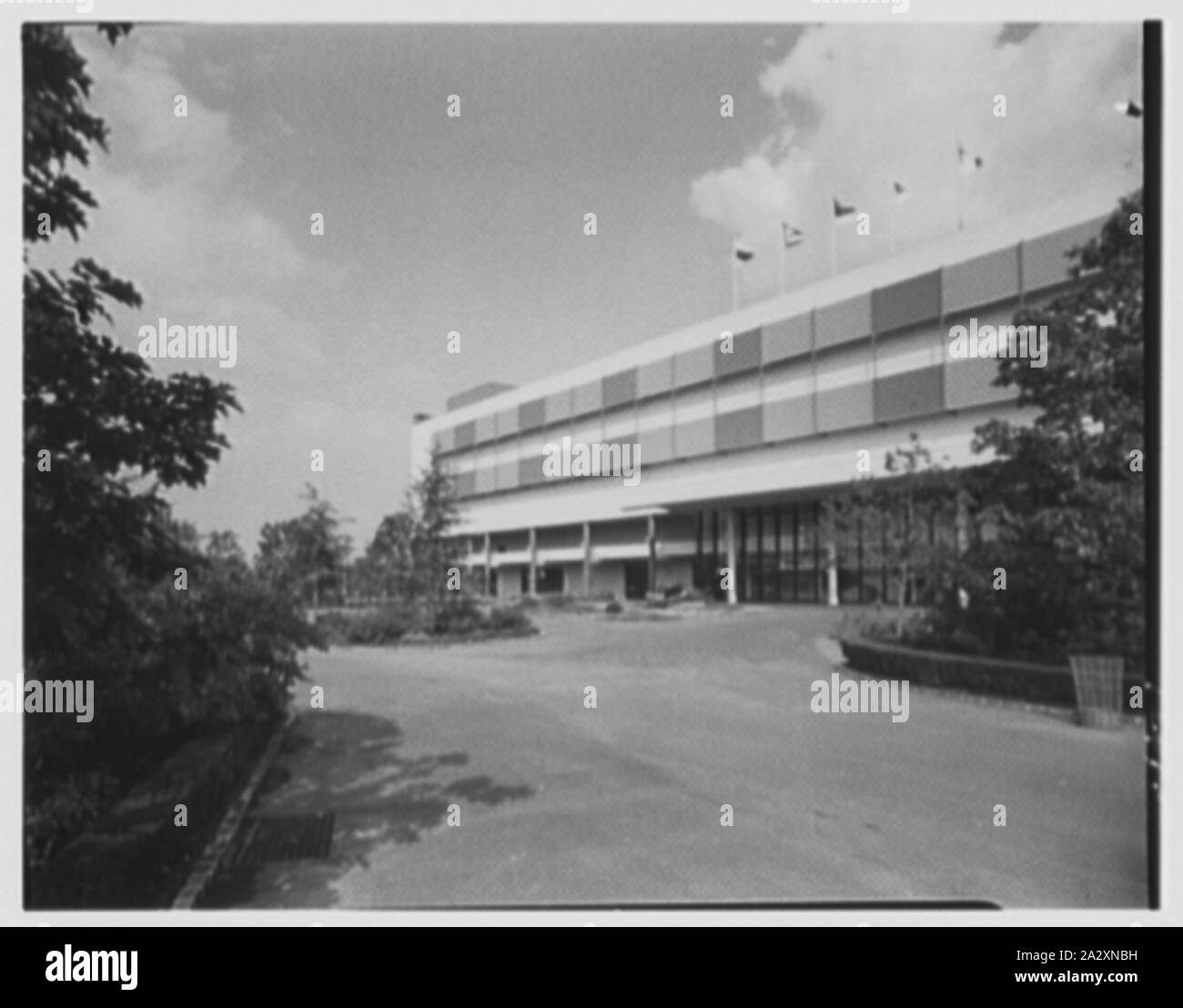 Roosevelt raceway hi-res stock photography and images - Alamy