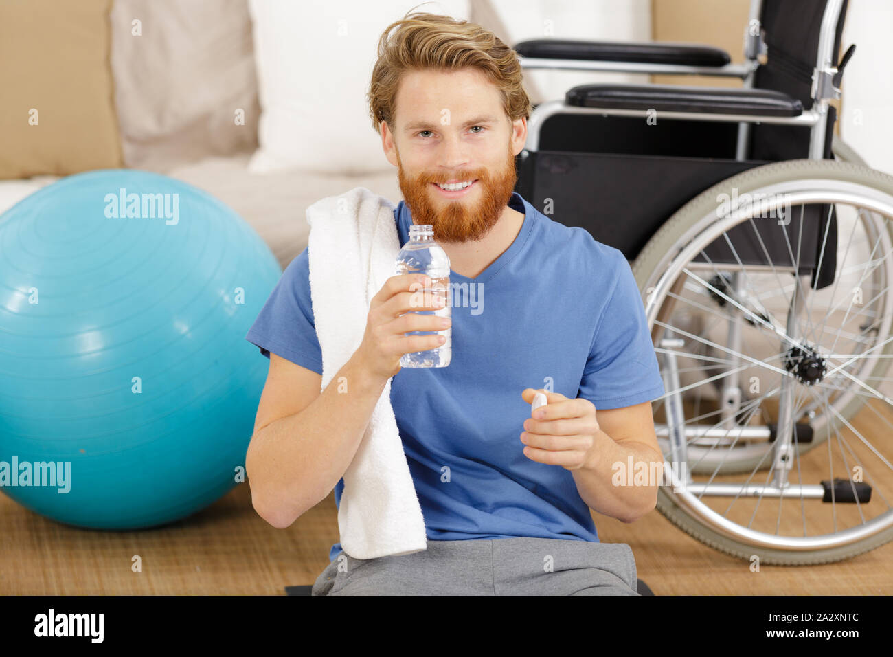 Rehabilitation after sport injury man hi-res stock photography and ...