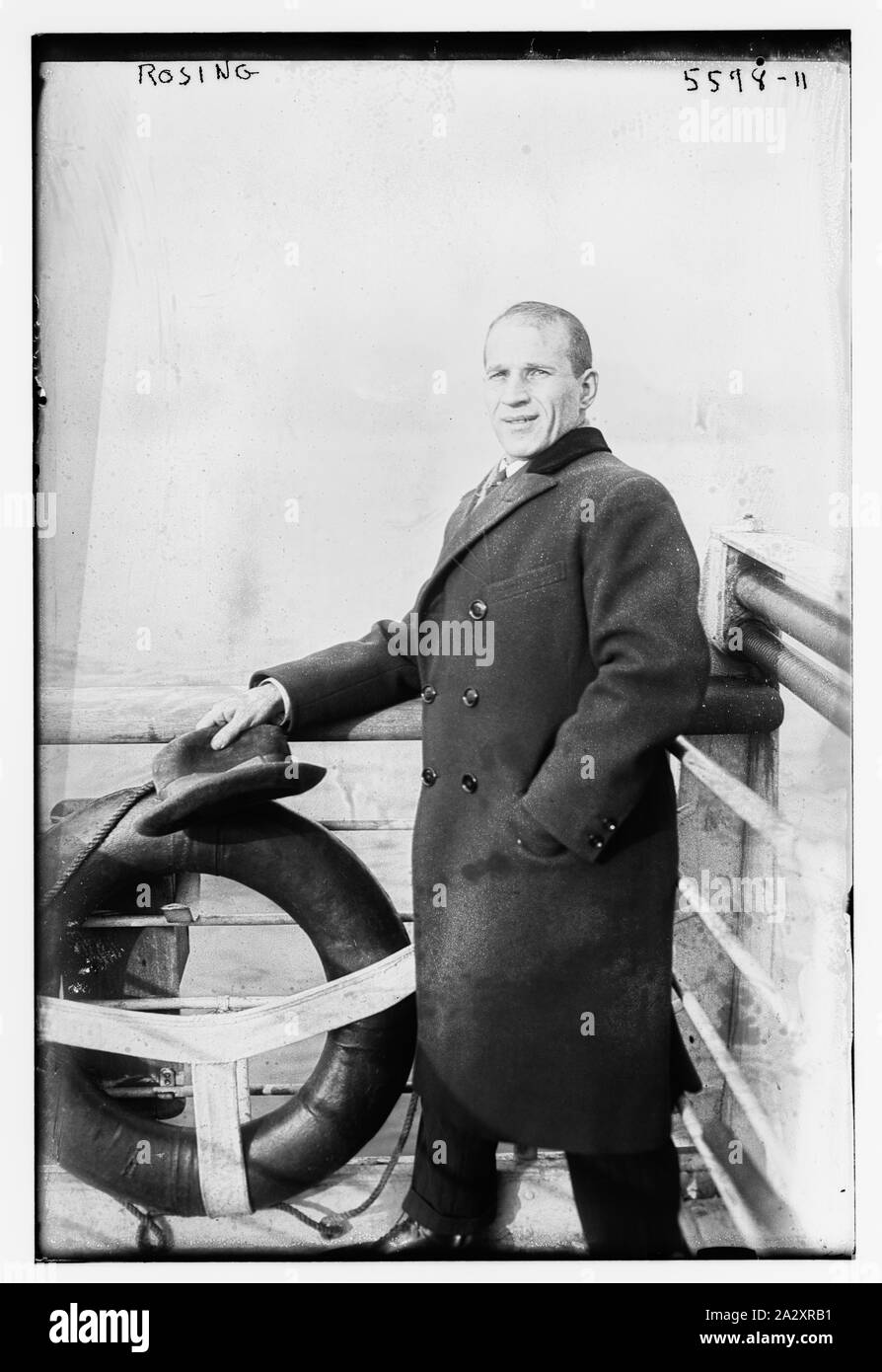 Rosing hi-res stock photography and images - Alamy