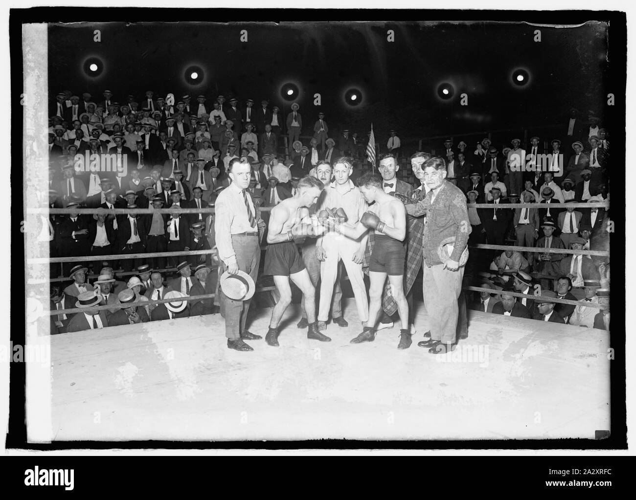 Descamps hi-res stock photography and images - Alamy