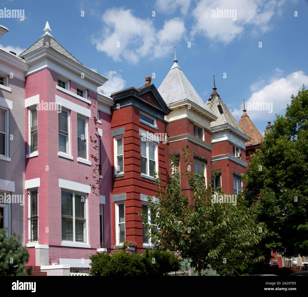 Historic row house district hi-res stock photography and images - Alamy