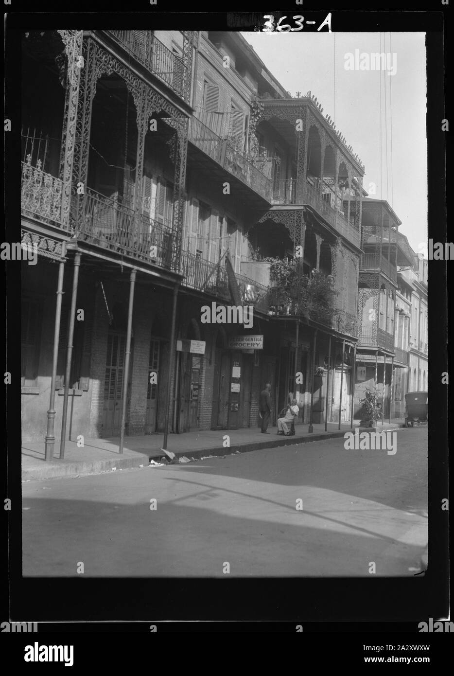 Street art hub Black and White Stock Photos & Images - Alamy