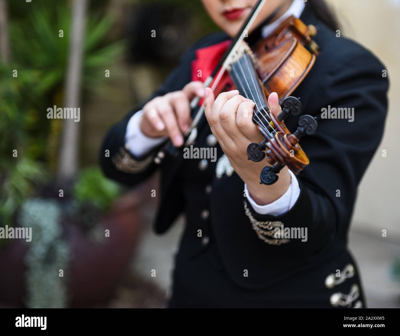 Female musician jalisco hi-res stock photography and images - Alamy