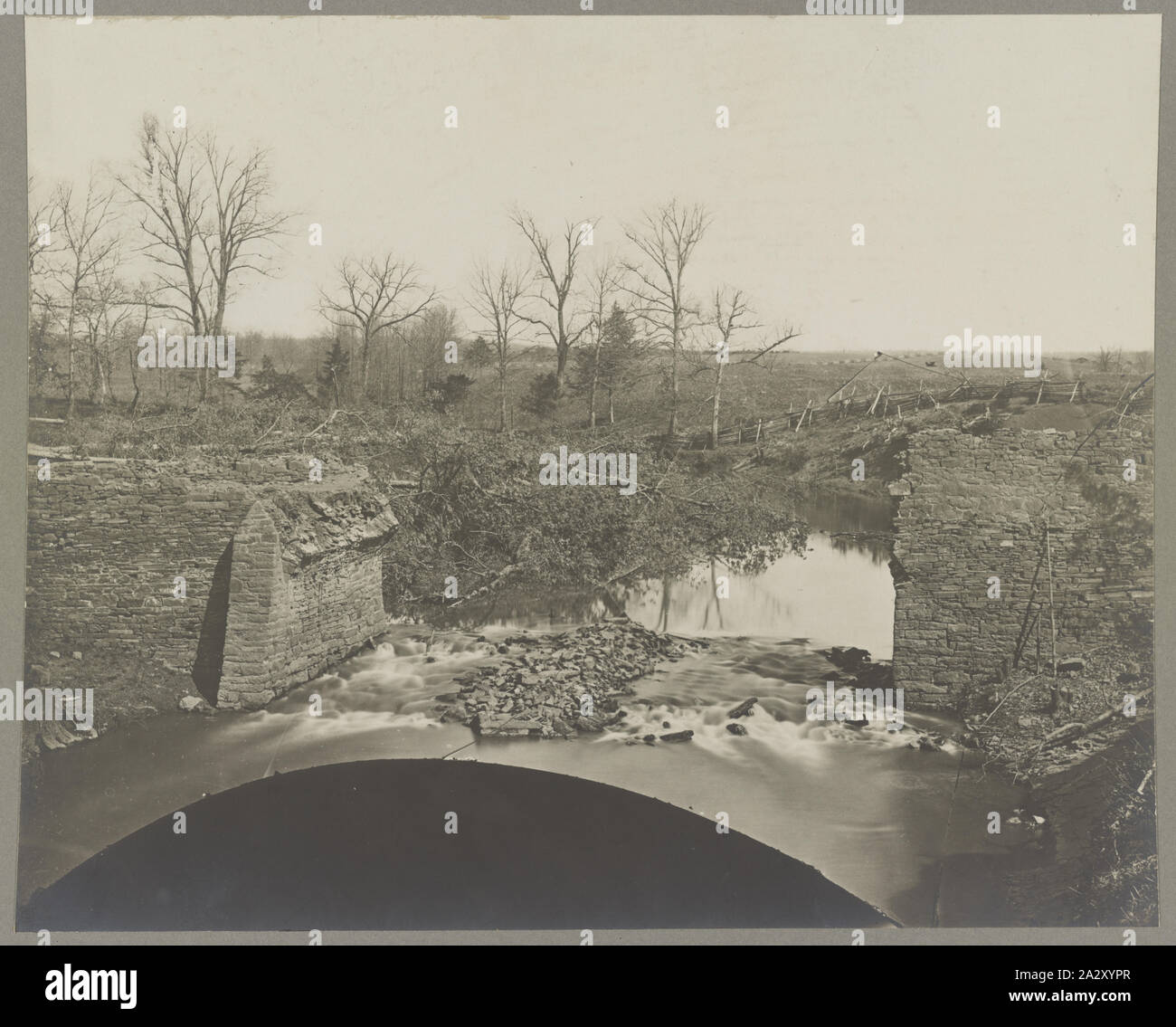 Ruins of stone bridge hi-res stock photography and images - Alamy