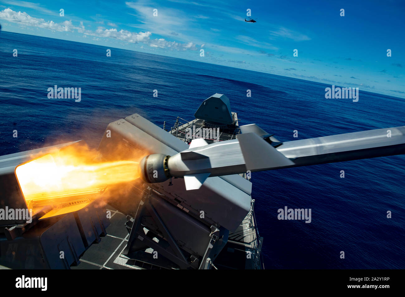 191001-N-YI115-1038 PHILIPPINE SEA (Oct. 1, 2019) Independence-variant ...