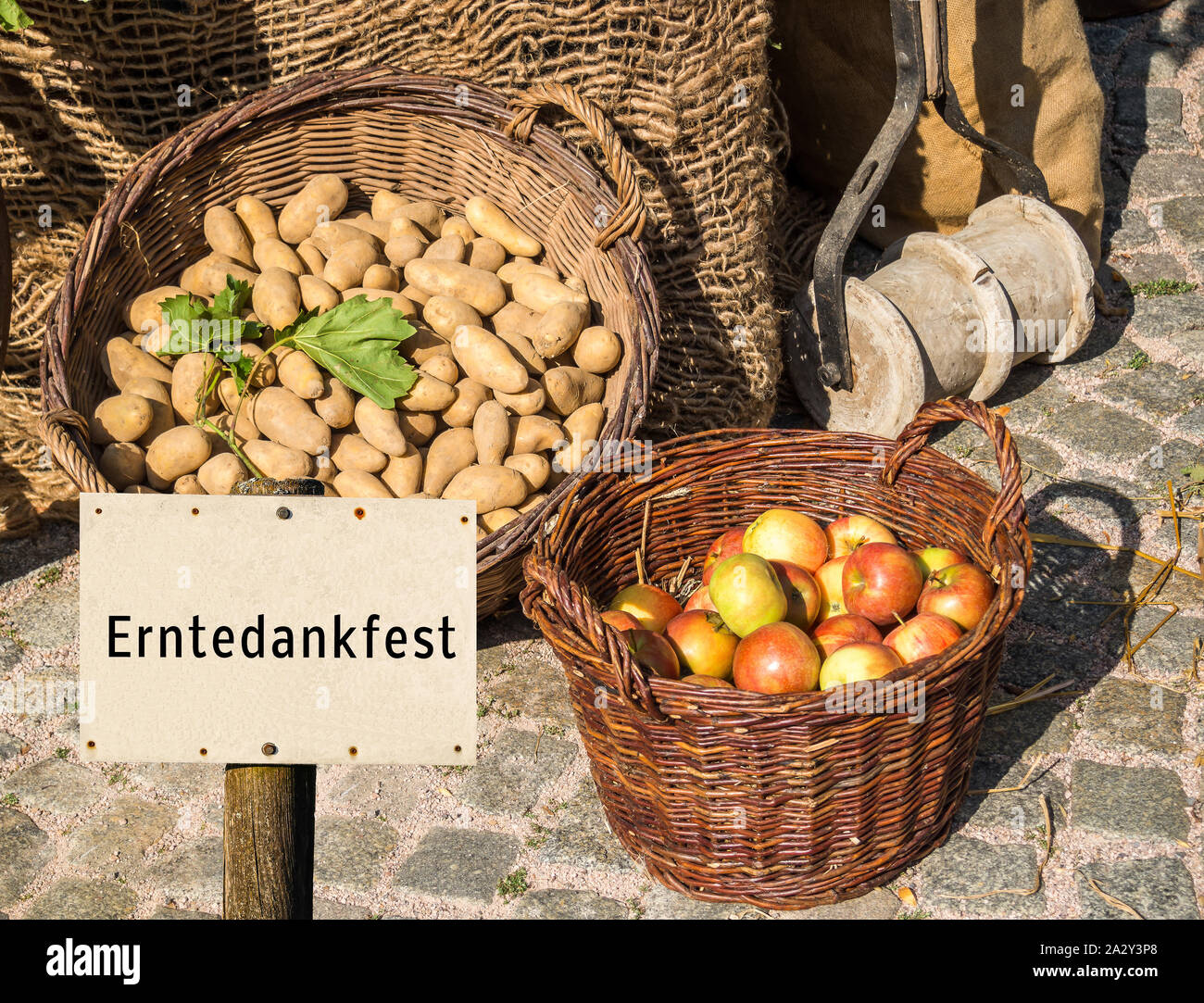 Erntedankfest hi-res stock photography and images - Alamy
