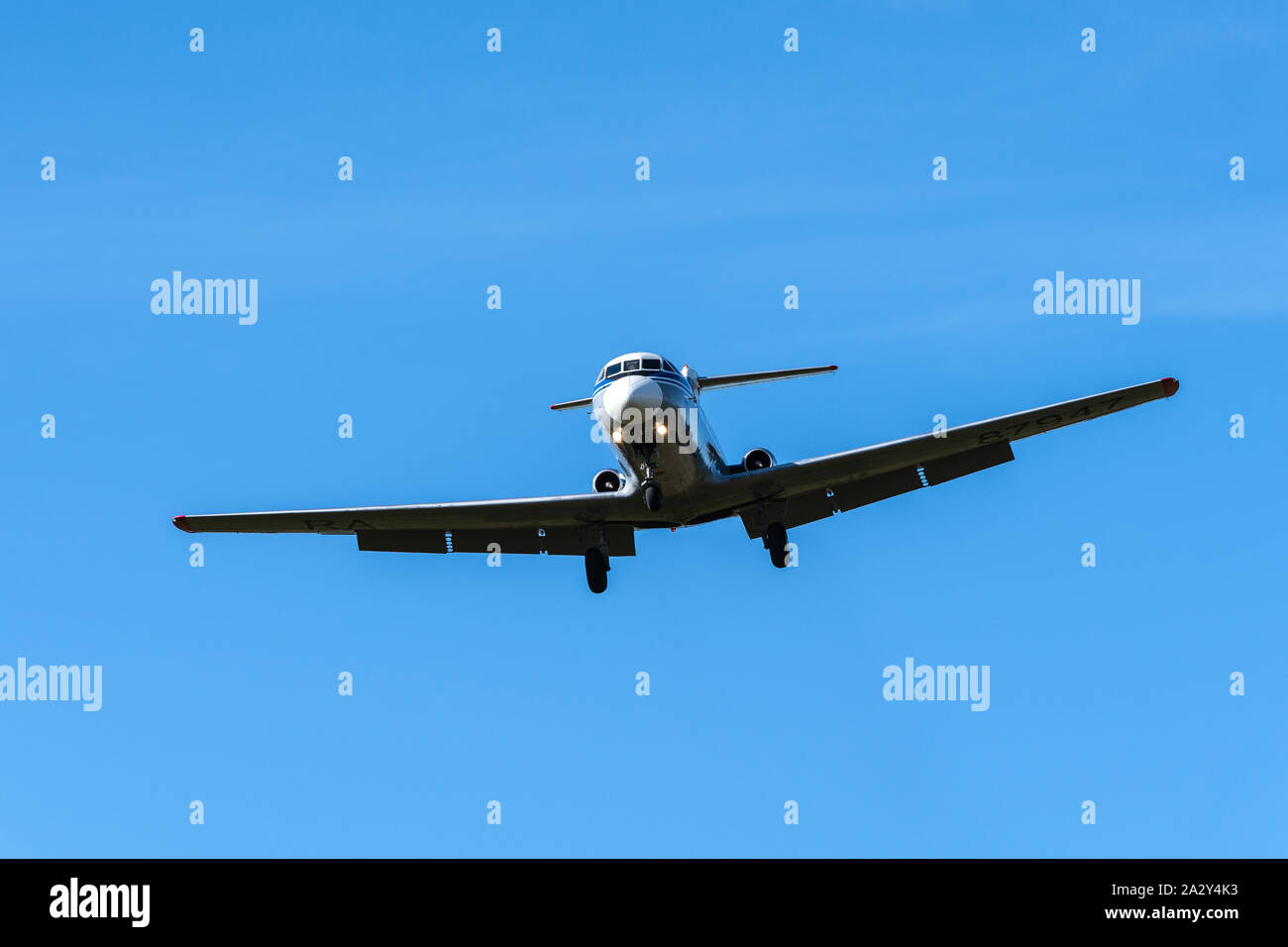 Three engined plane hi-res stock photography and images - Alamy