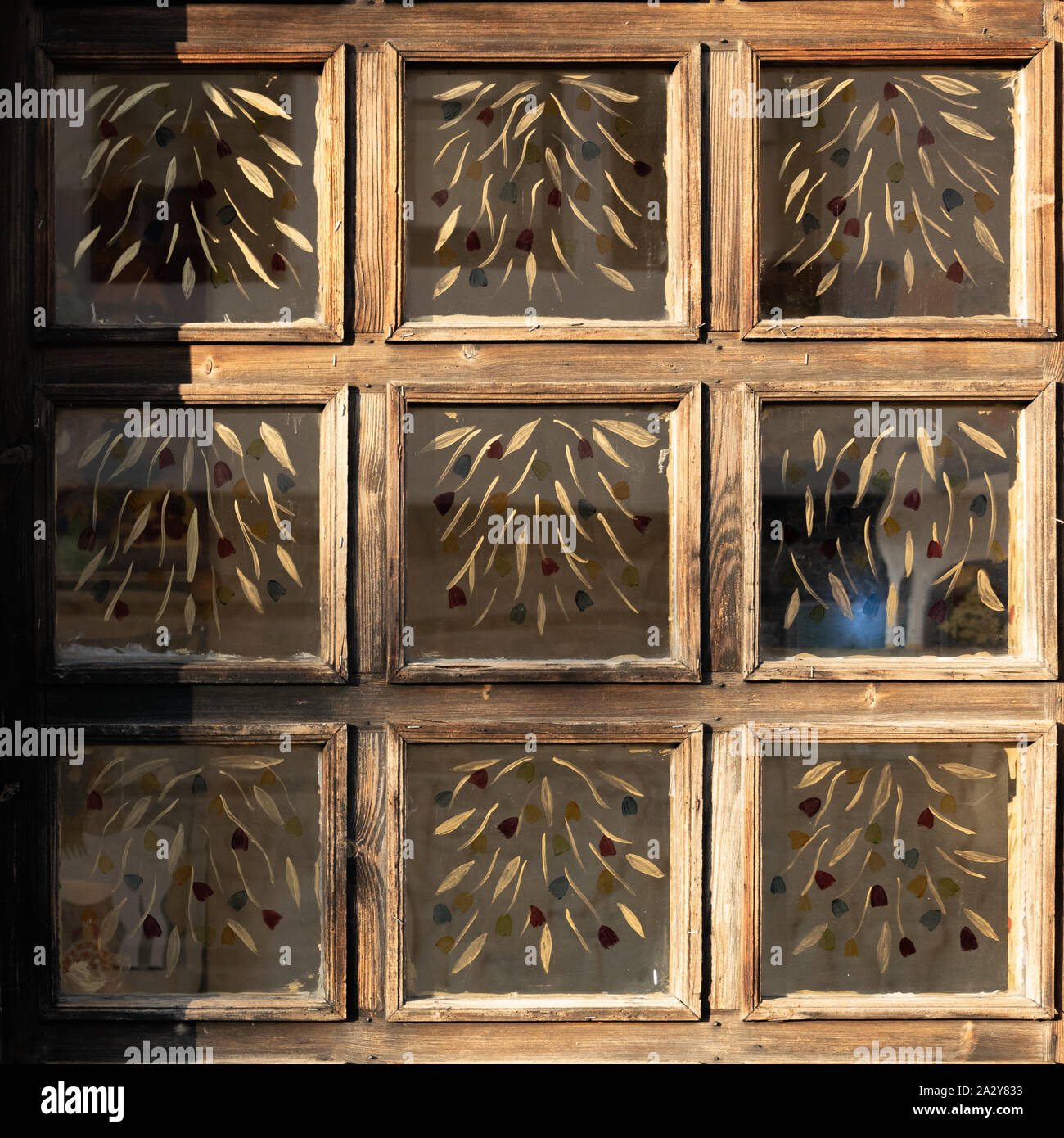 Crop view of retro style windows. Interior design Stock Photo - Alamy