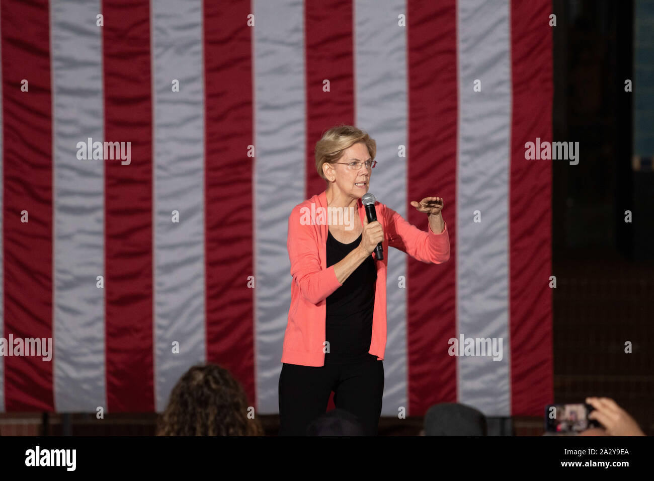 October 2, 2019: 2020 Democratic Presidential Candidate Elizabeth ...