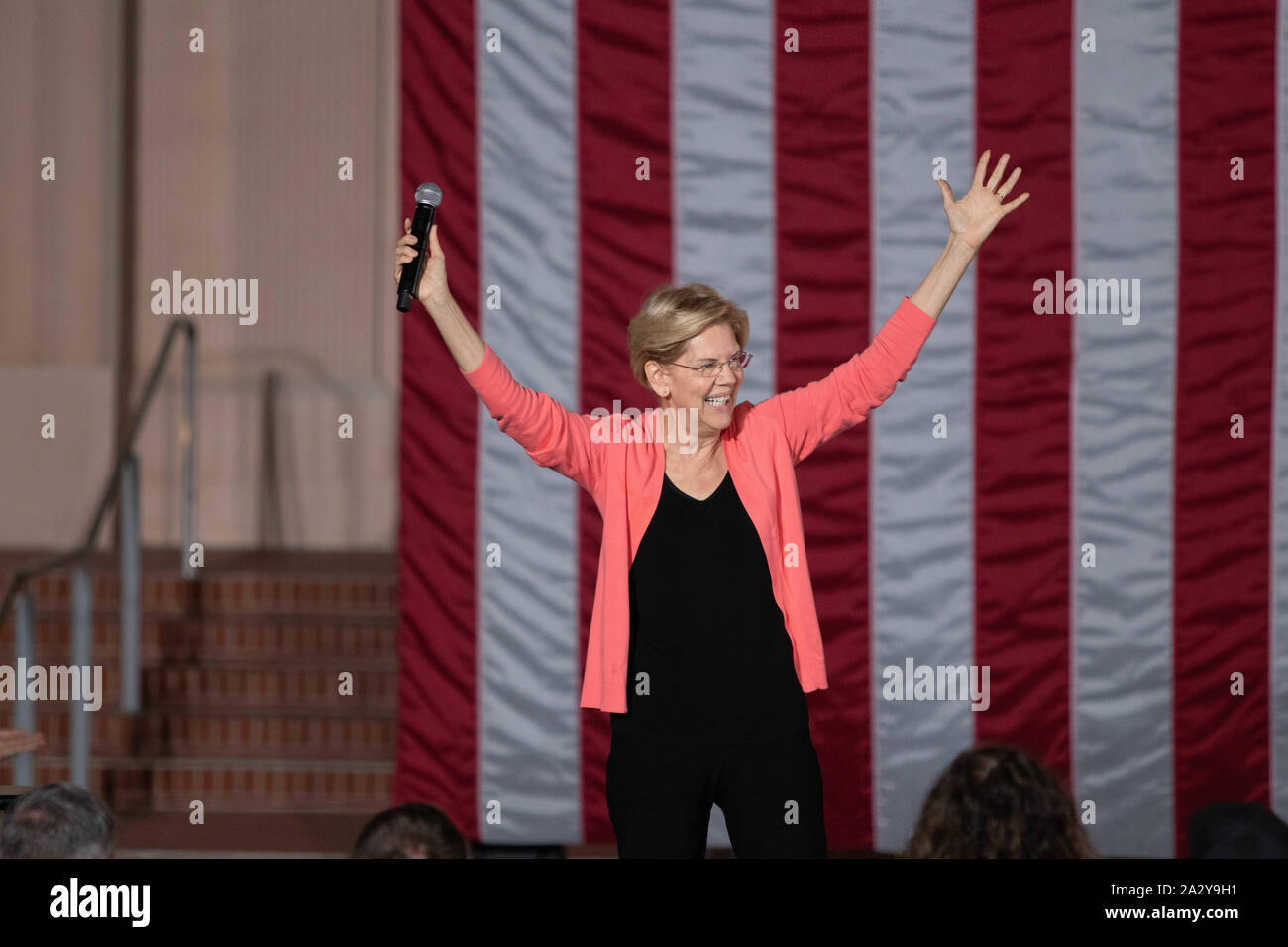 Elizabethwarren hi-res stock photography and images - Alamy