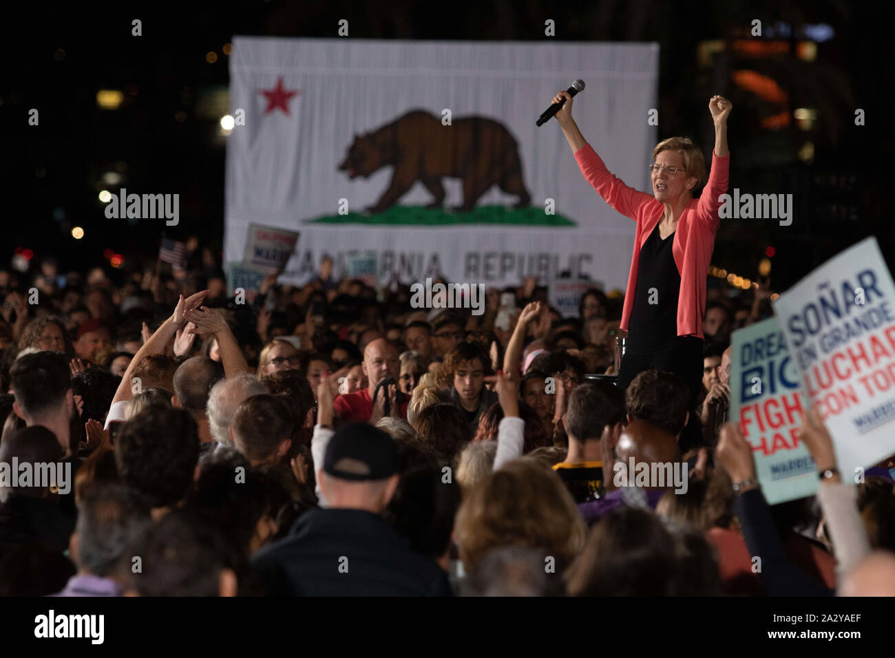 Elizabethwarren hi-res stock photography and images - Alamy